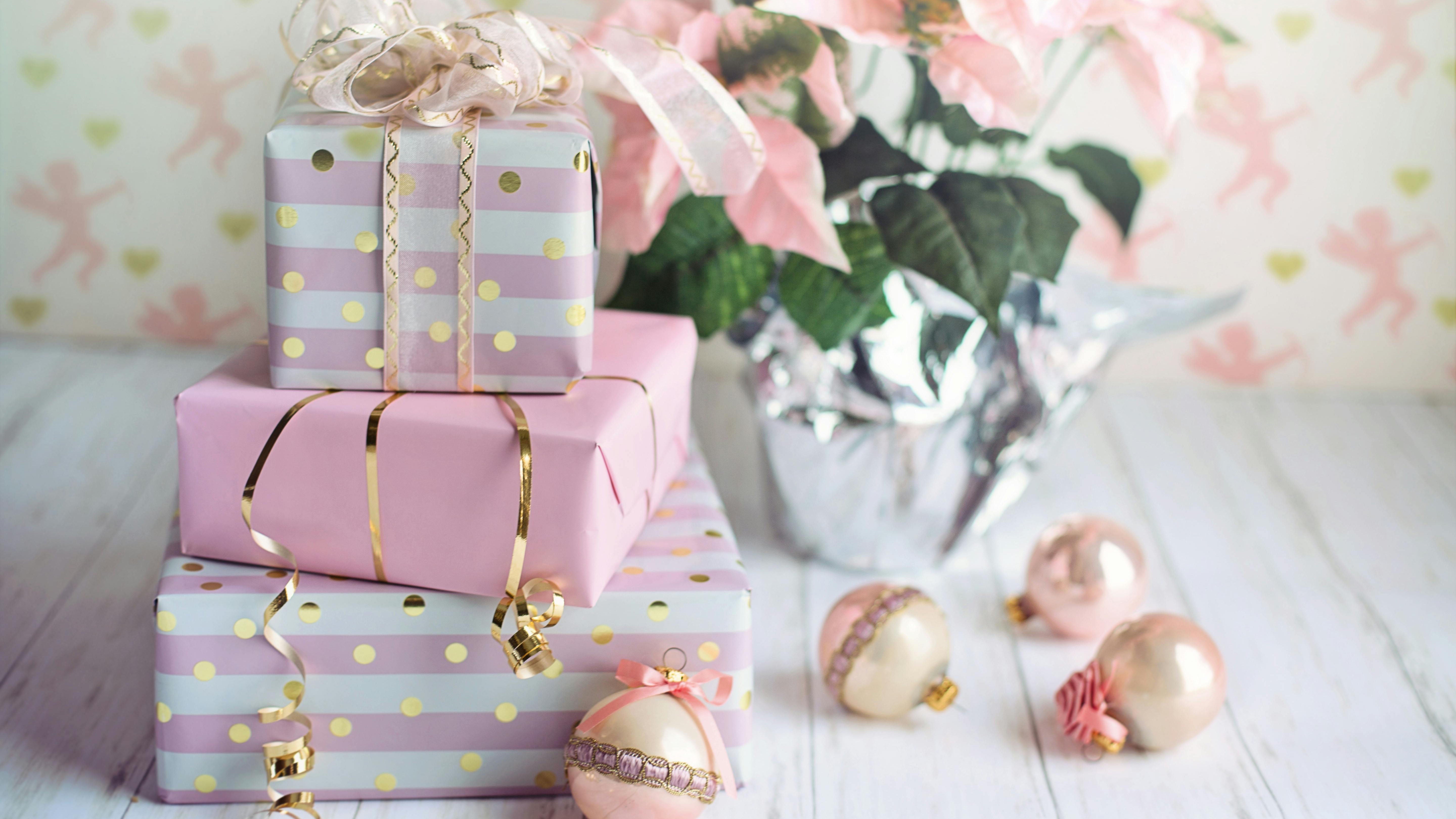 Feel-Good Gift Ideas Under $20 (Thoughtful, Fun & Budget-Friendly ...